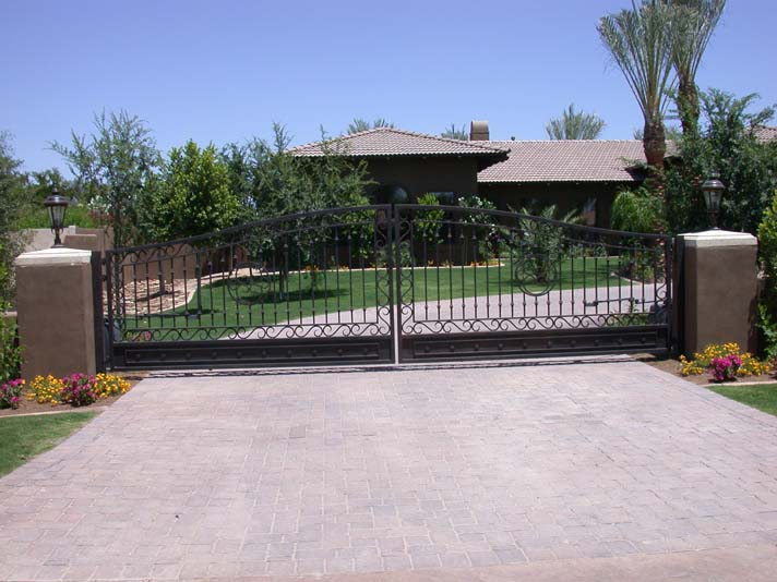 GALLERY - GRAND ENTRY GATES - Freiteg Custom Iron