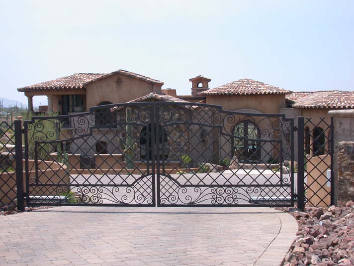 GALLERY - GRAND ENTRY GATES - Freiteg Custom Iron